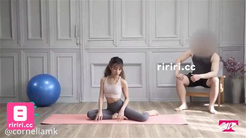 Watch Yoga Teen Yoga Brunette Porn Spankbang