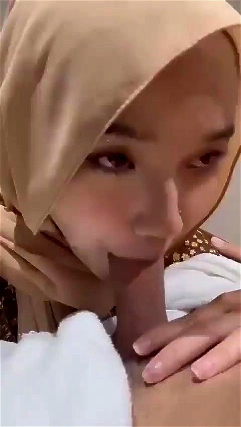 Watch Jilbab Ngewe Viral Jilbab Indonesia Cam Porn Spankbang