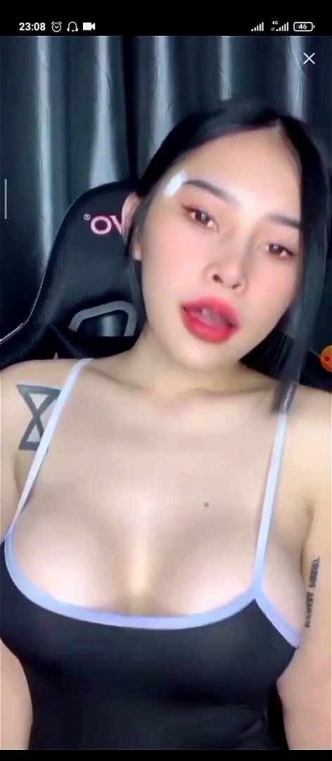 Watch น้องอีฟ โชว์นมสวยมากเห็นแล้วควยพี่แข็งเลย แล้วดูยั่วดิ รีบมา