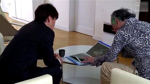 Watch 036人妻 いろは 働けない夫の為に生活の為に会社のお金に手を出した妻 人妻 成宮いろは Mature Porn